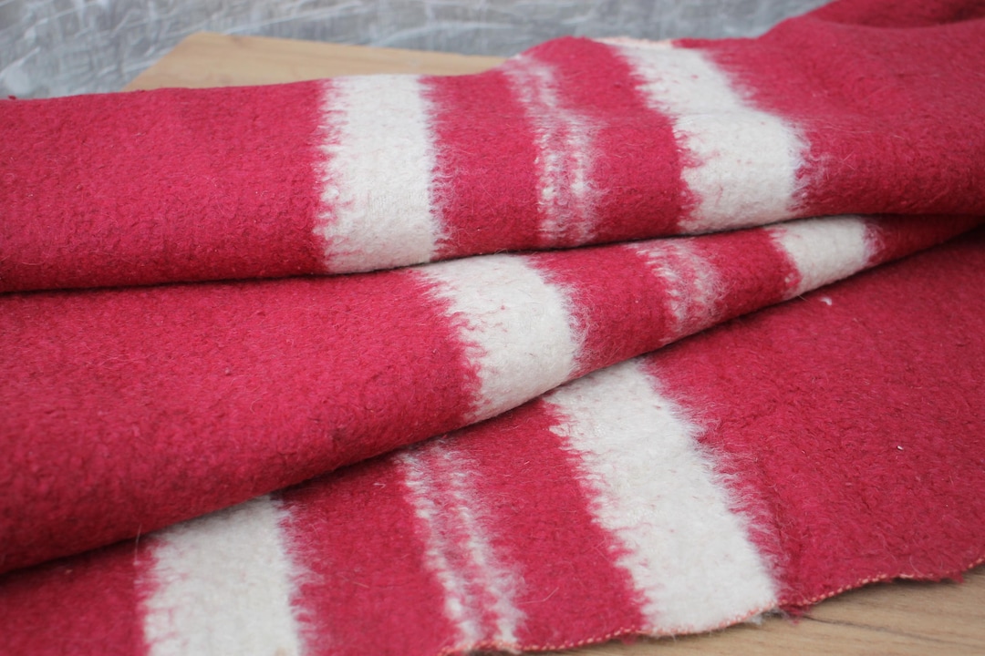 Vintage USSR Wool Blanket, Heavy Red Plaid, Retro Soviet Bedspread - Etsy