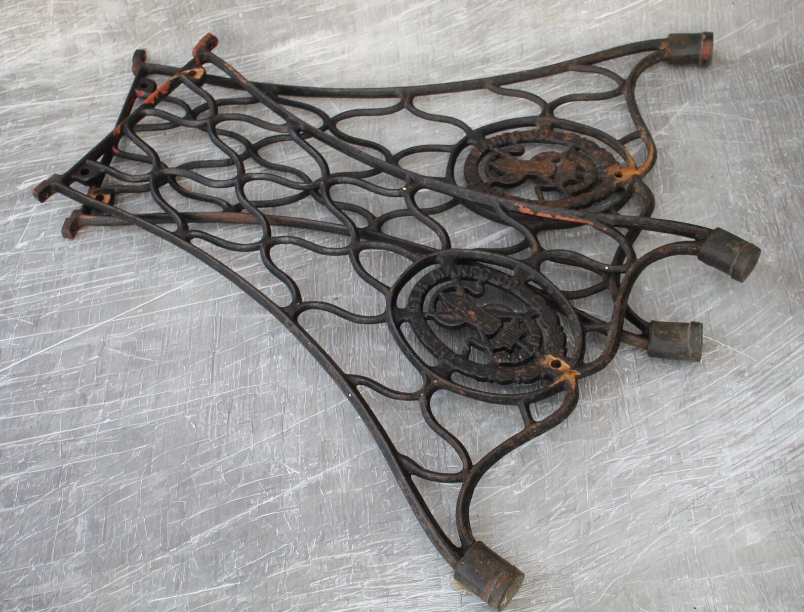 Metal Table Legs, Vintage Metal Legs, Singer Sewing Machine, Antique ...