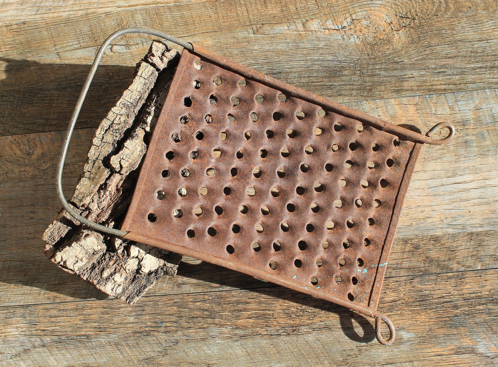 Rustic Grater, Metal Hand Graters, Antique Flat Graters, Old Grater for ...