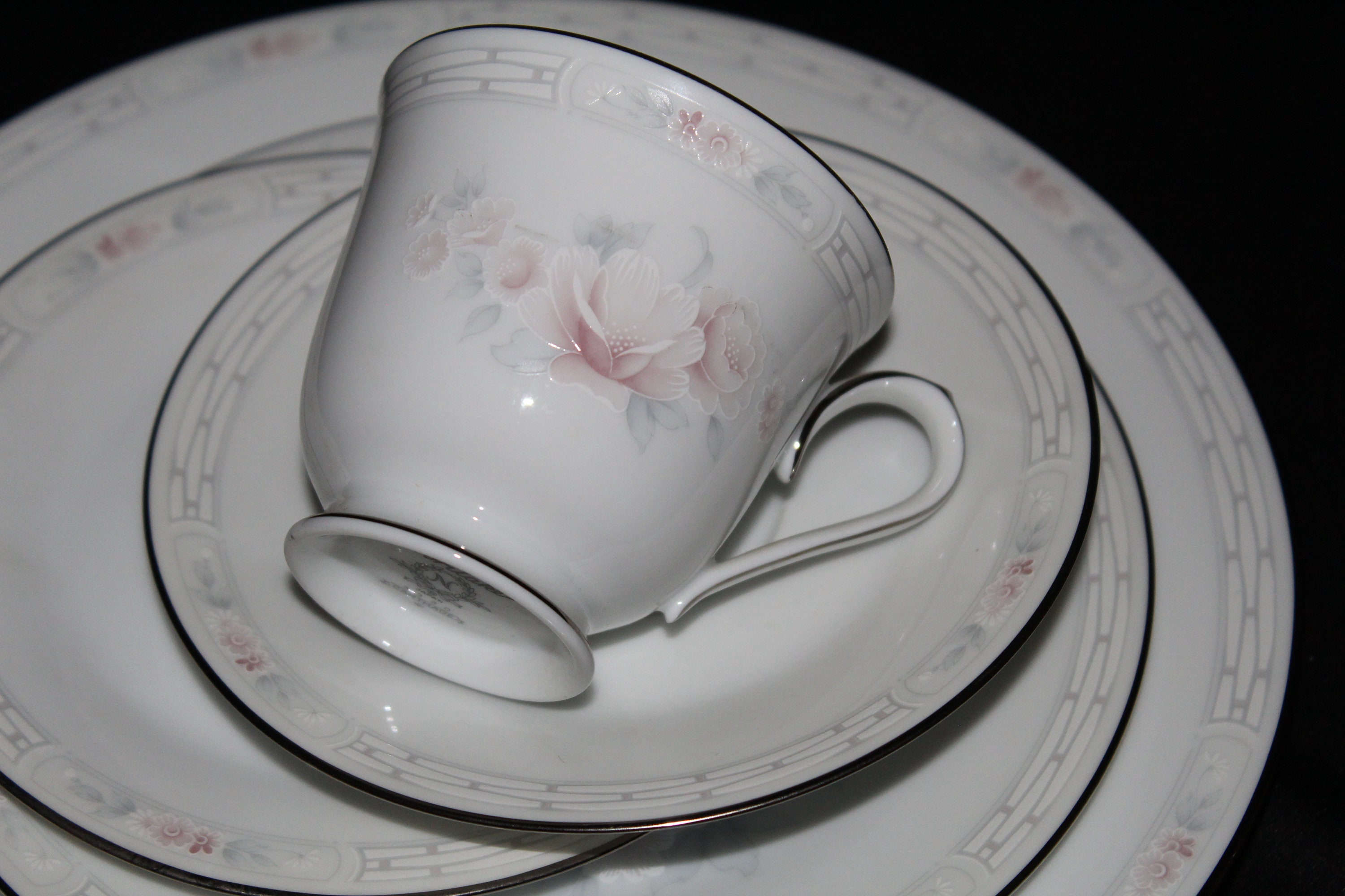 Beautiful Noritake Carthage Fine China Set for 6 5 Items per Place ...