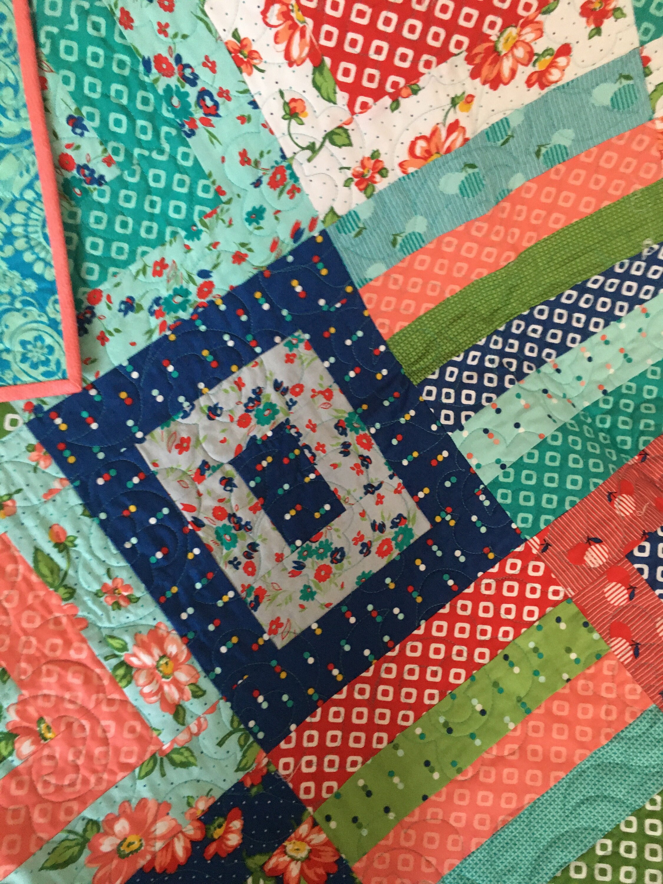 Pretty spring quilt, Riley Blake Fabric, Bloom where you're planted ...
