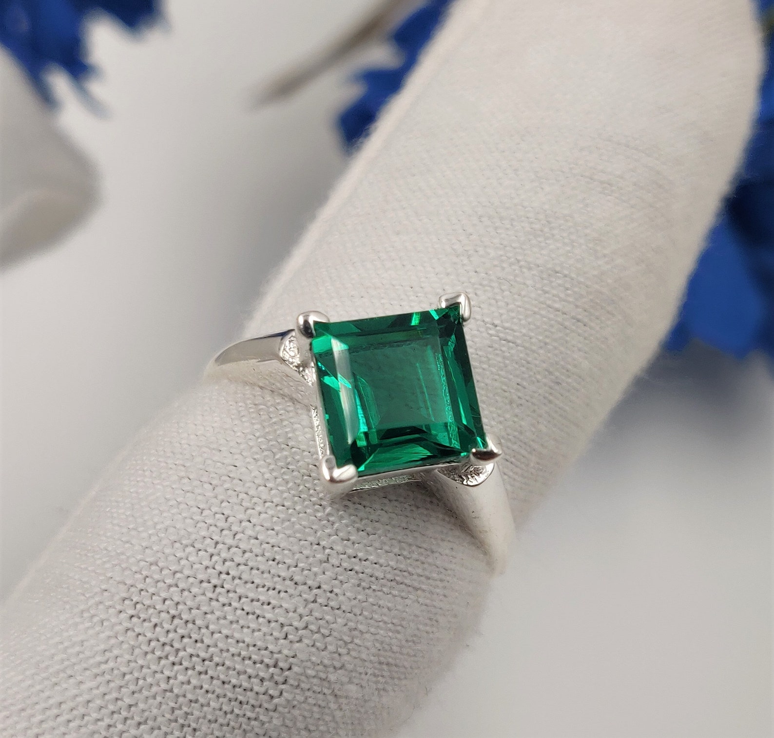 Beautiful Green Emerald Square Ring - Solid 925 Sterling Silver ...