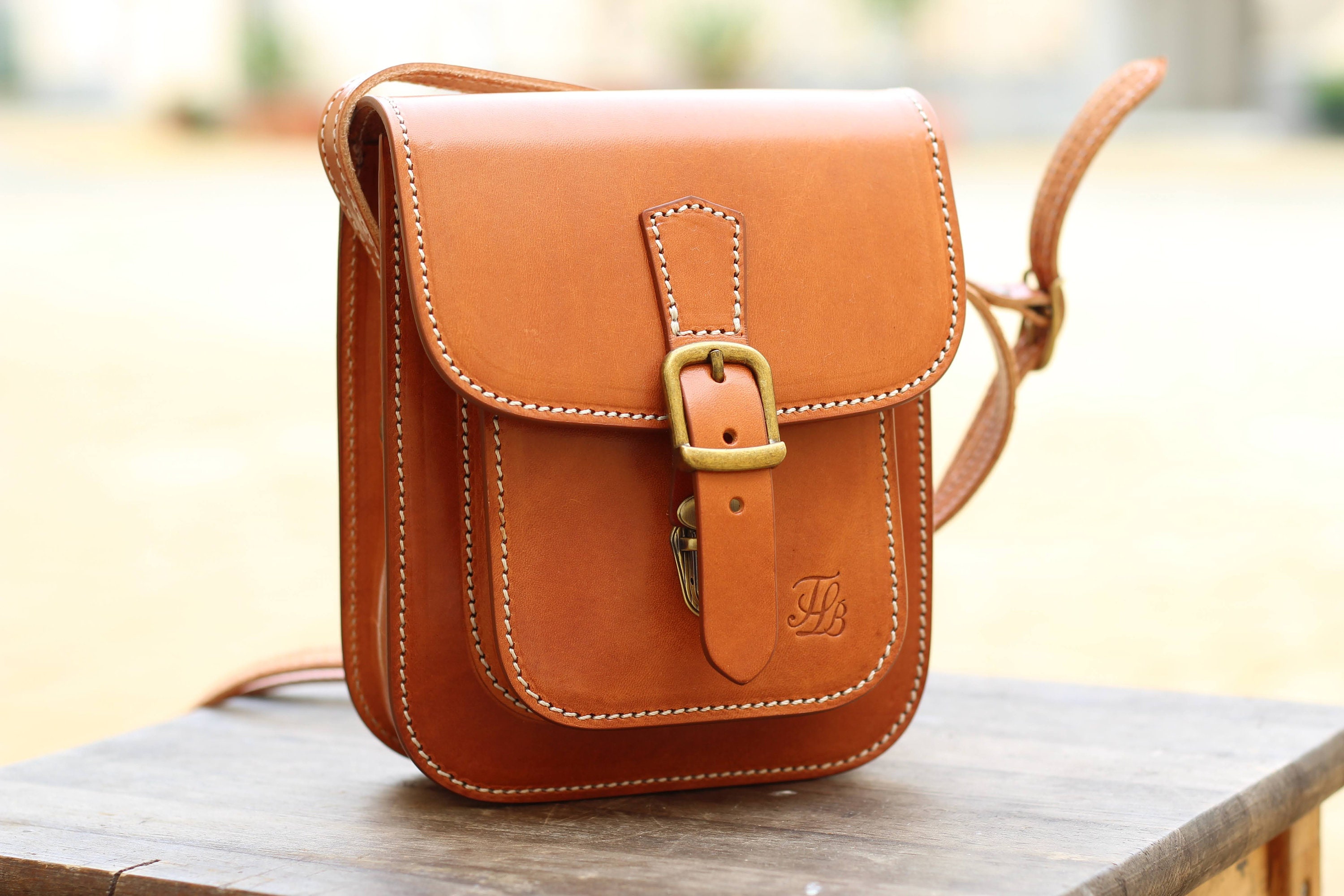 Small Cowhide Leather Handbag With Adjustable Strap and Lock - Etsy