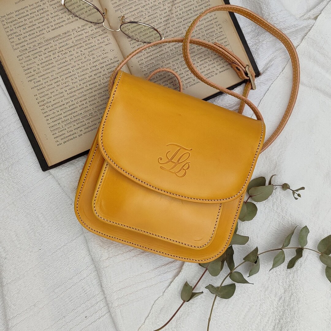 Crossbody Saddle Bag in Yellow Leather for Summer, Square Leather Bag ...