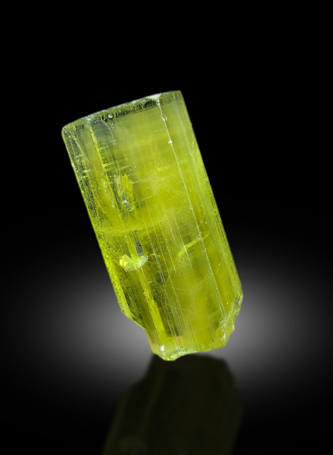 Natural Yellow Color Heliodor Var Beryl Crystal, Raw Mineral, Crystal ...