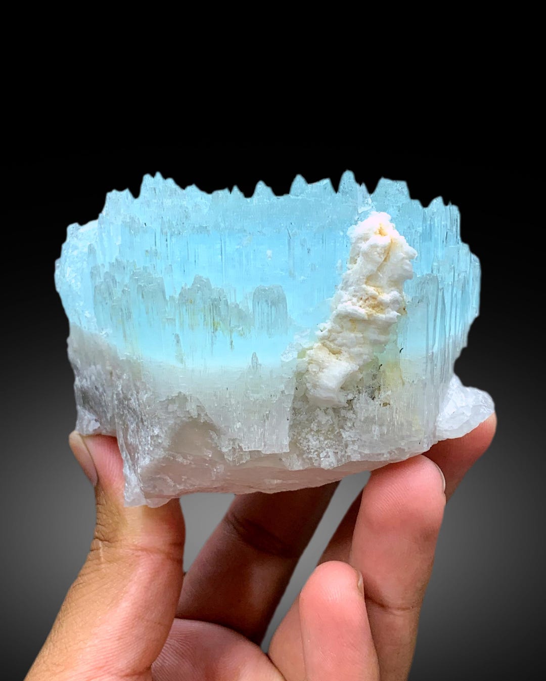 Bicolor Beryl, Aquamorganite Crystal, Morganite Var Aquamarine With ...