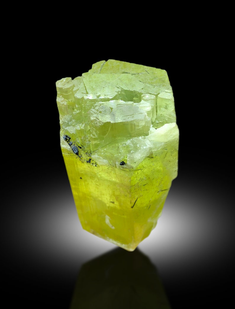 Natural Yellow Color Heliodor Var Beryl Crystal, Raw Mineral, Heliodor ...