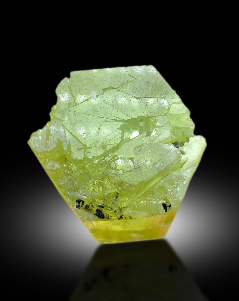 Natural Yellow Color Heliodor Var Beryl Crystal, Raw Mineral, Heliodor ...