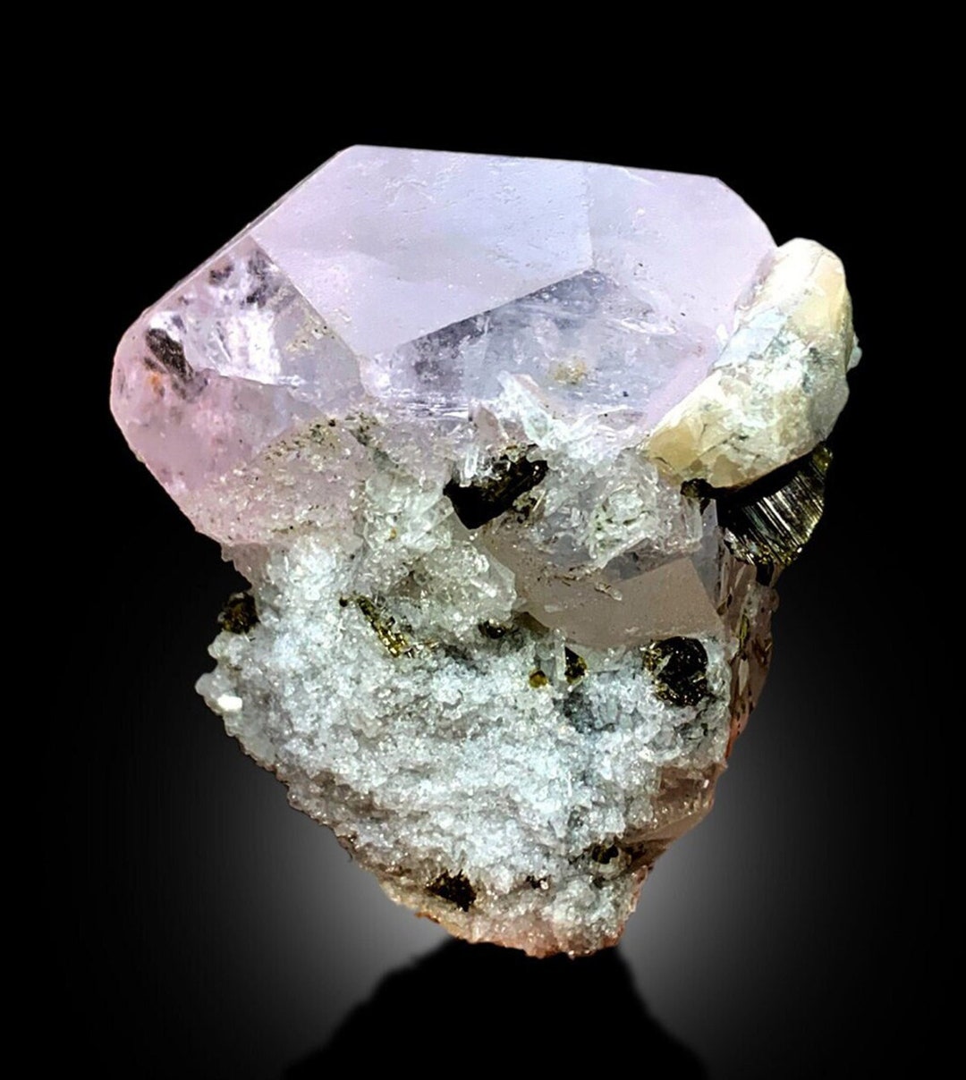 Aquamorganite With Green Tourmalines, Pink Morganite Crystal, Morganite ...