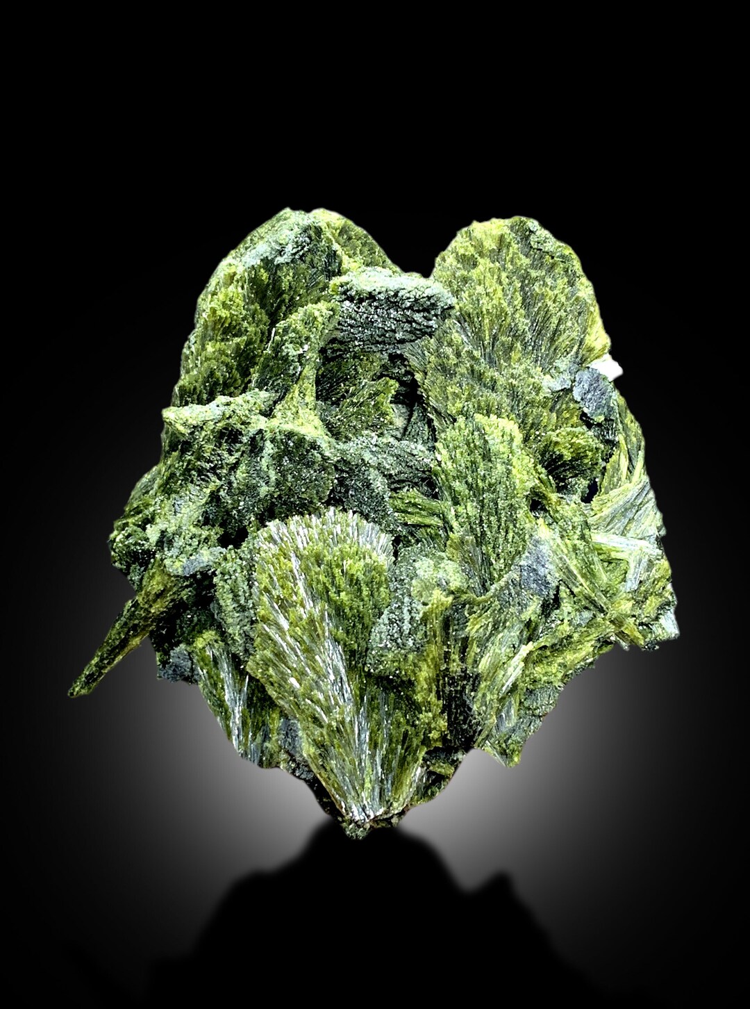 Green Color Epidote Epidote Specimen Epidote Crystals - Etsy