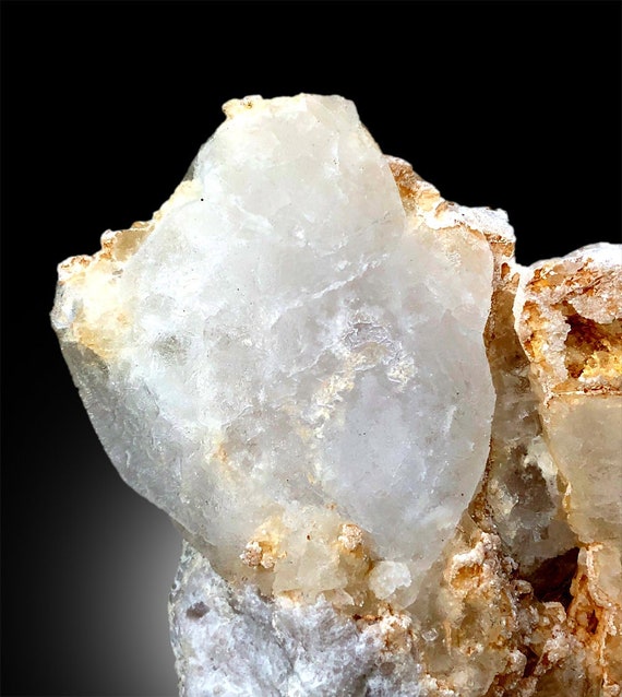 Pollucite Specimen Natural Pollucite Crystal Pollucite Rough Pollucite Mineral From Pakistan 1888 Gram 225107 Mm Etsy