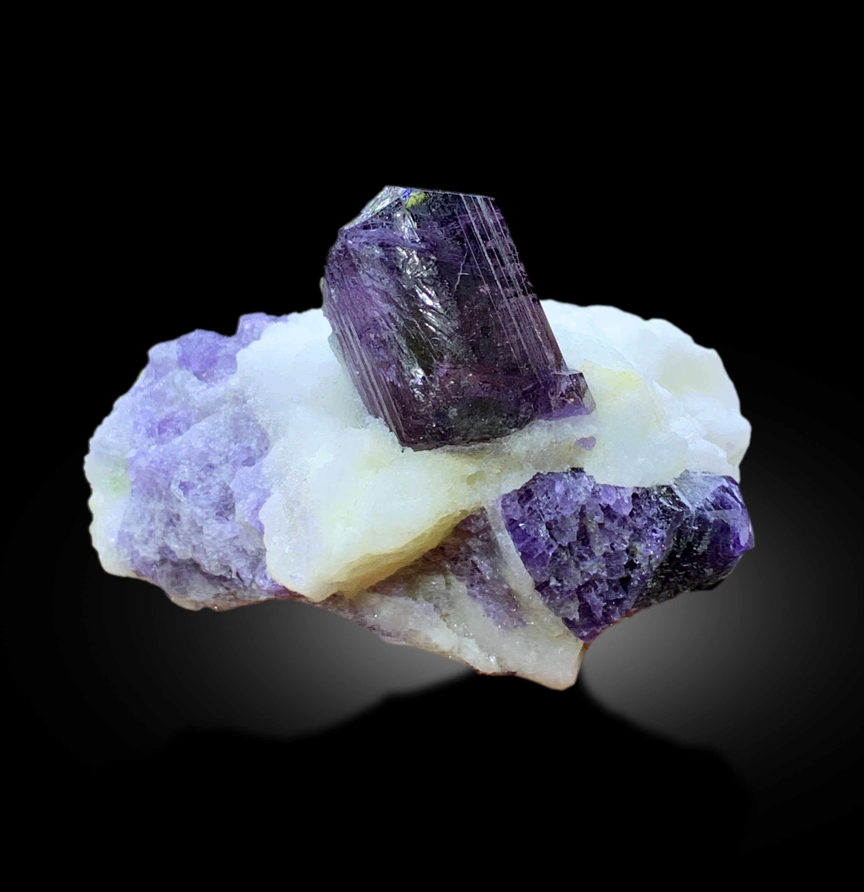 Natural Purple Color Scapolite, Scapolite Crystals, Scapolite Specimen ...