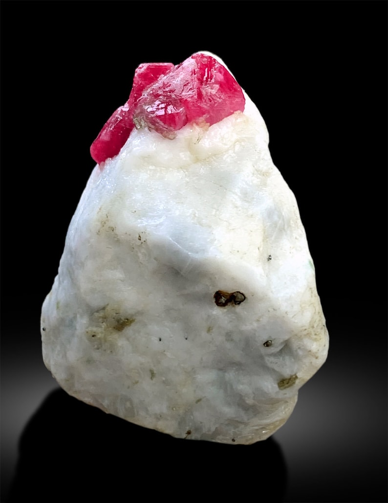 Red Ruby Specimen Pigeon Blood Ruby Crystal Jegdalek Ruby - Etsy