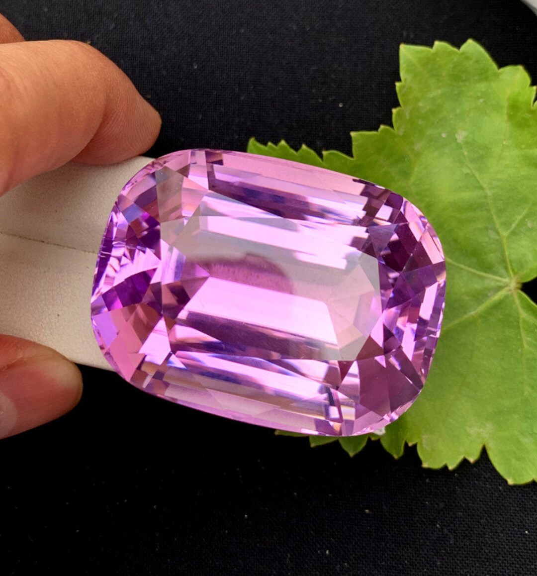 Kunzite Gemstone, Pink Kunzite, Kunzite Jewelry, Kunzite Necklace ...