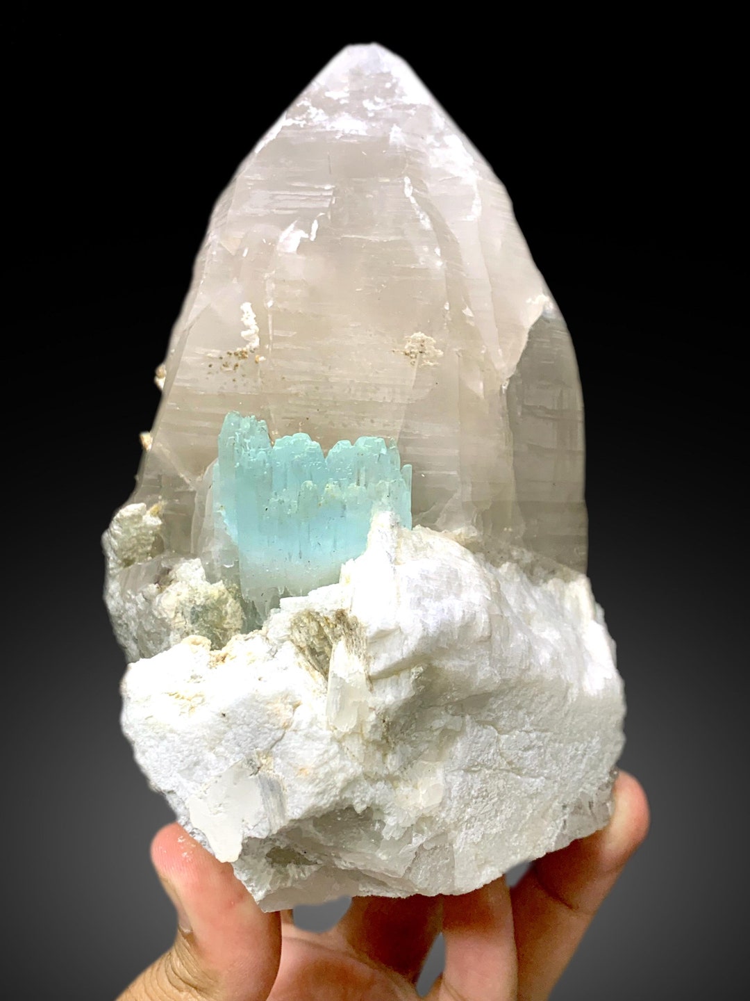 Bicolor Beryl, Aquamorganite Crystal, Bicolor Morganite With Quartz and ...