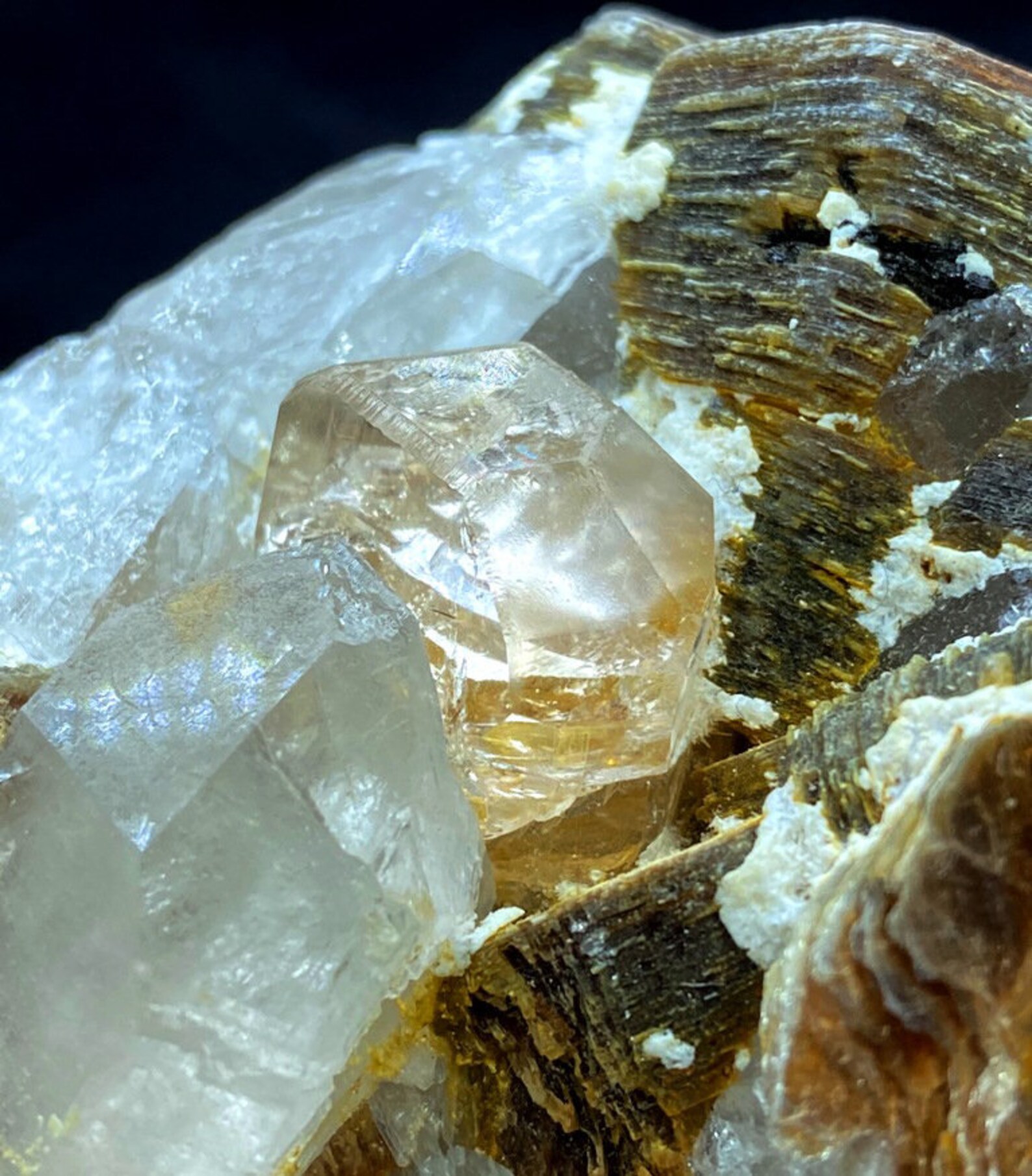 Natural Topaz With Quartz Crystals and Mica Mineral Specimen - Etsy