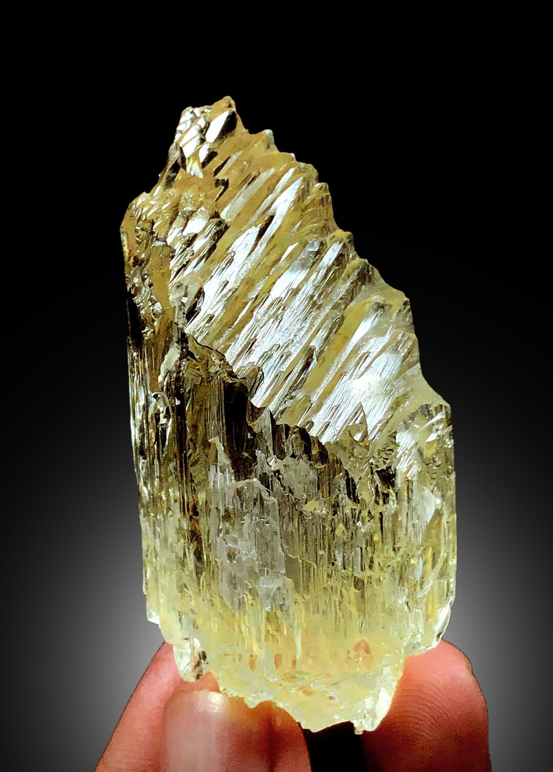 Natural Yellow Kunzite Crystal, Triphane Kunzite Crystal With Complex ...