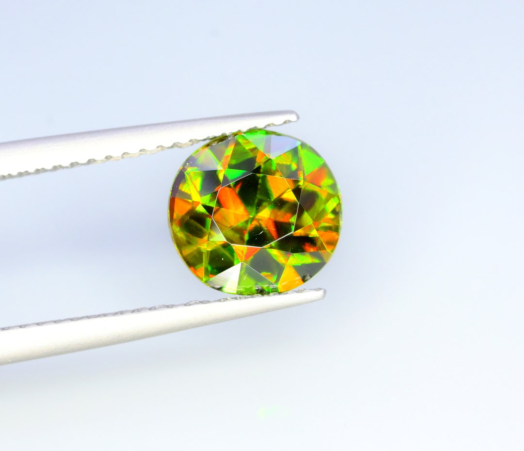 Round Cut Sphene Gemstone: 2.25 Ct Fire Titanite Stone - Etsy