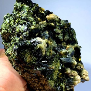 Orange Head Green Epidote Crystal Specimen, Pakistan, 789 Gram - Etsy