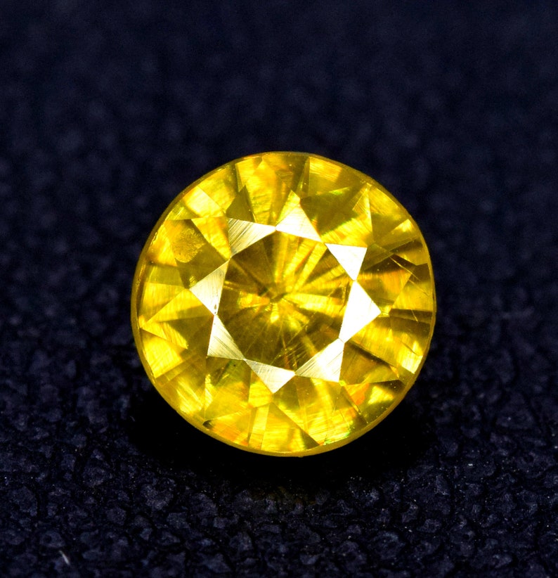 Sphene Gemstone Sphene Cut Stone Sphene Stone Titanite - Etsy