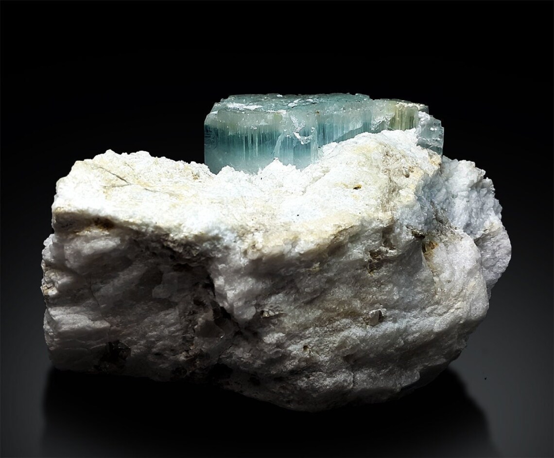 Aquamorganite Bicolor Beryl Crystals Natural Morganite - Etsy