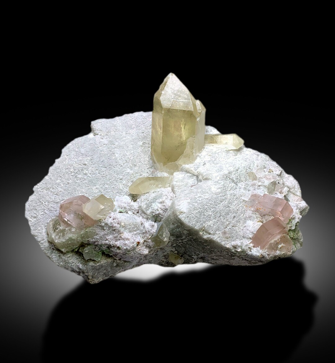 Museum Grade Pink Color Morganite Crystals With Rare Microlite, Green ...