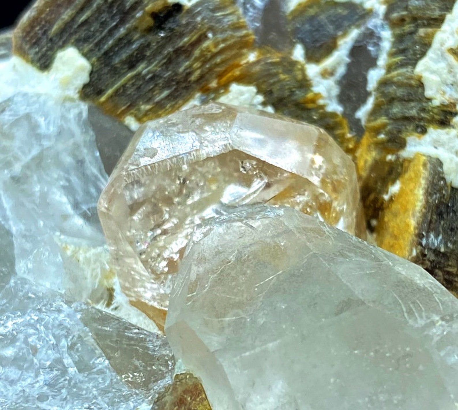 Natural Topaz With Quartz Crystals and Mica Mineral Specimen From ...