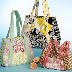 Three Sizes of Bags With Contrast Sections, Inside Pockets and Lining ...
