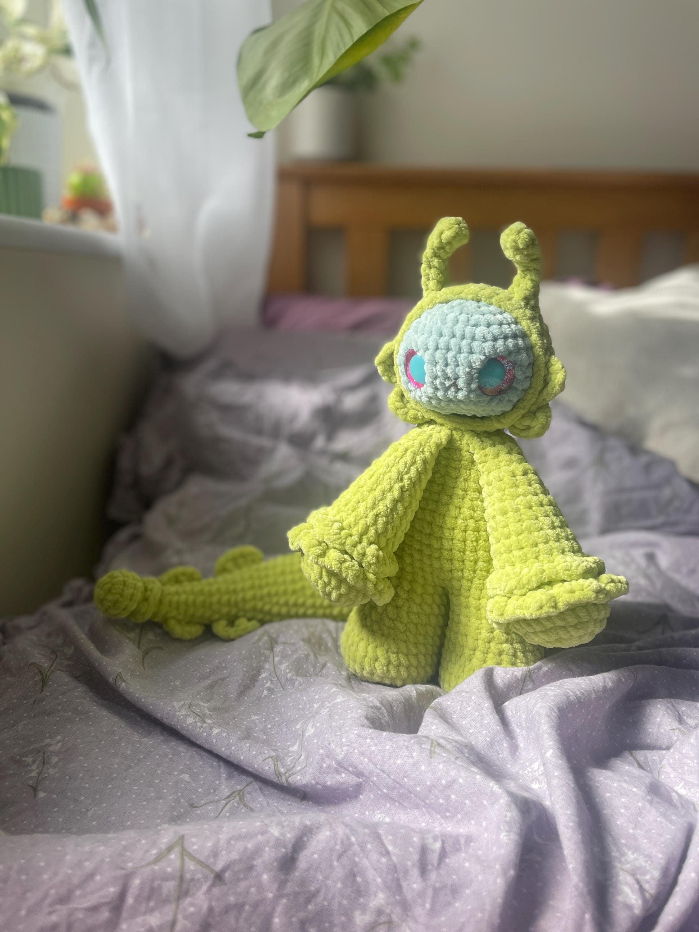 Alien Lyra Plush Crochet Pattern (PDF Digital Download) - Etsy