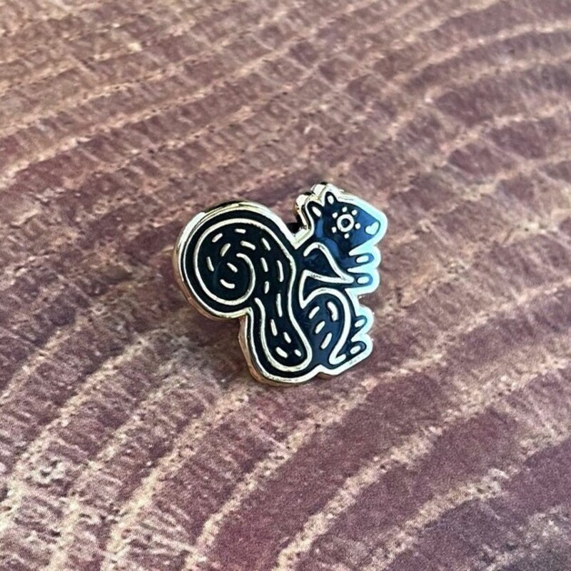 Squirrel Pin - Etsy