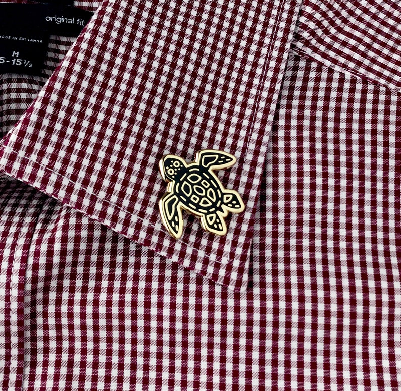 Sofari Guide: Turtle Enamel Pin Animal Pin Lapel Pin - Etsy