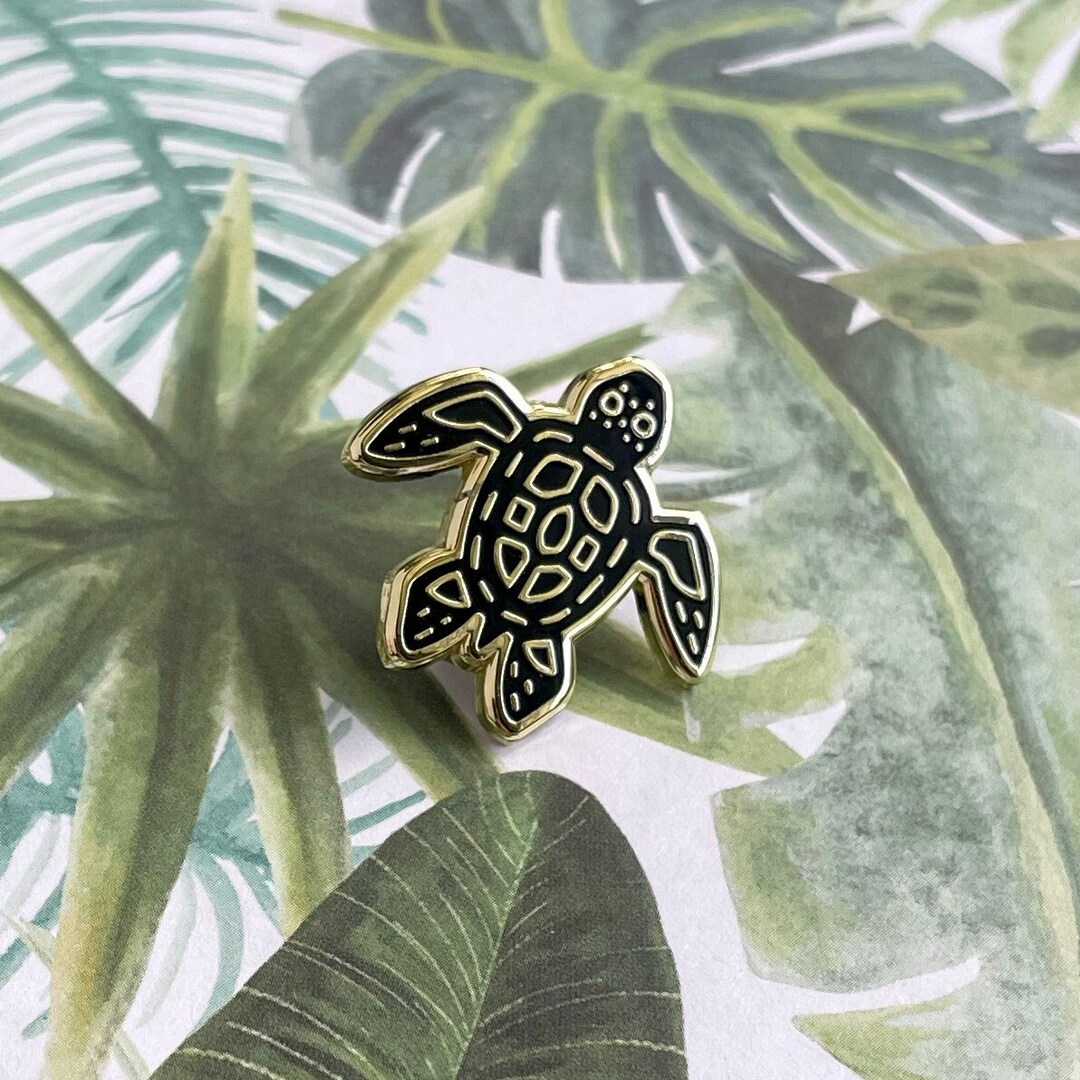 Turtle Enamel Pin | Reptile Spirit Animal | Symbol of Peace - Etsy