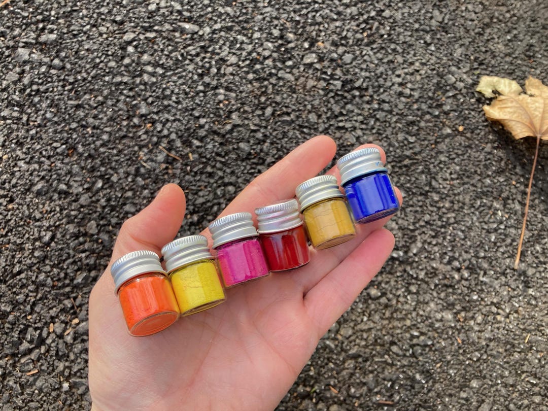 SET of 6 PIGMENTS in GLASS Jars - Etsy
