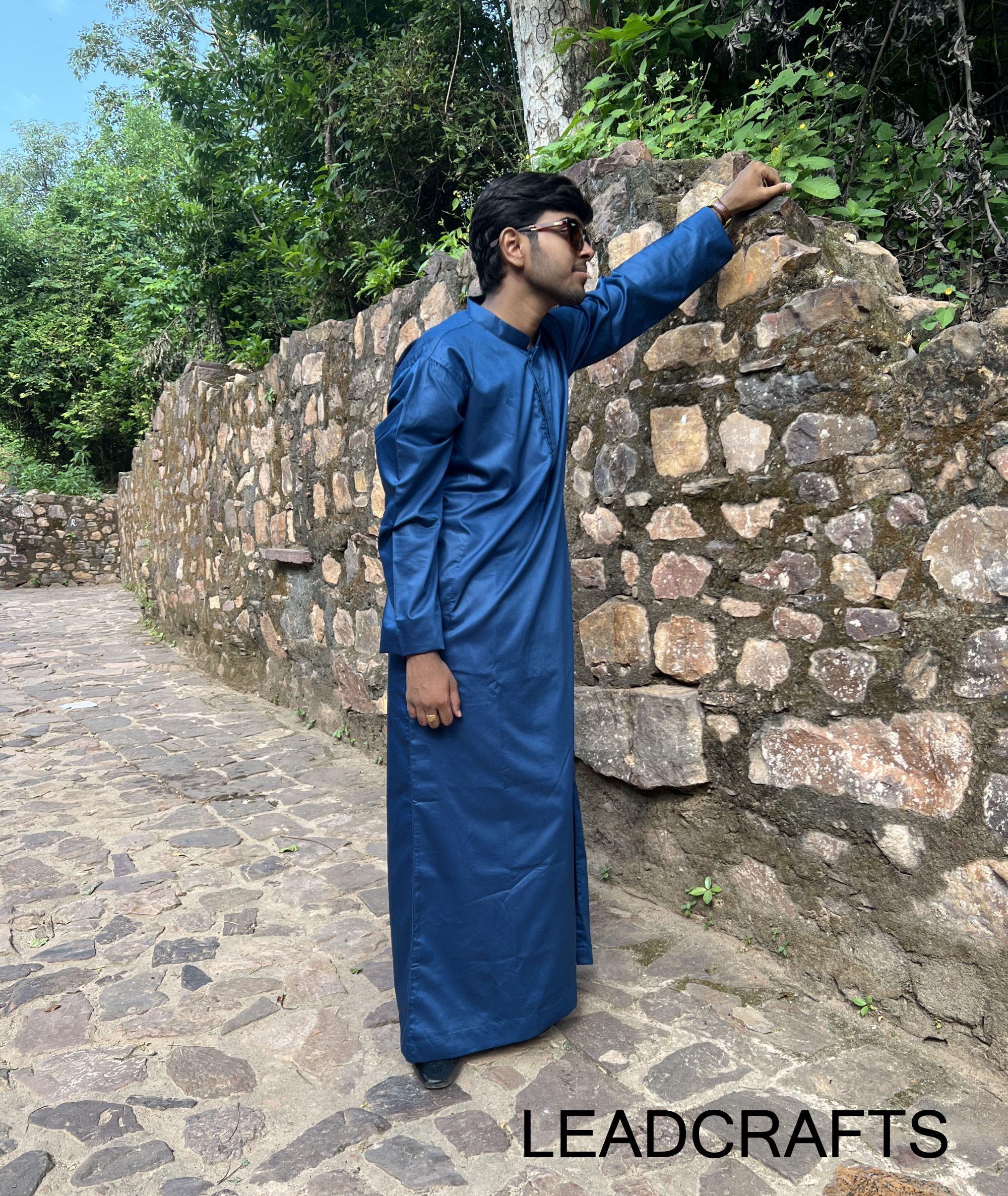 Traditional Men's Thobe-jubba Jubbas-emirati & Omani Islamic Clothing ...