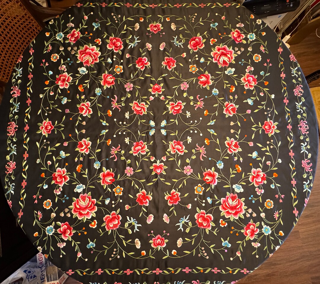 Vintage Manton in Silk Satin With Double-sided Embroidery and Long ...