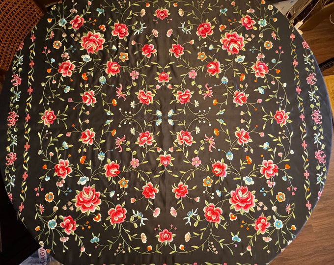 Vintage Manton in Silk Satin With Double-sided Embroidery and Long ...