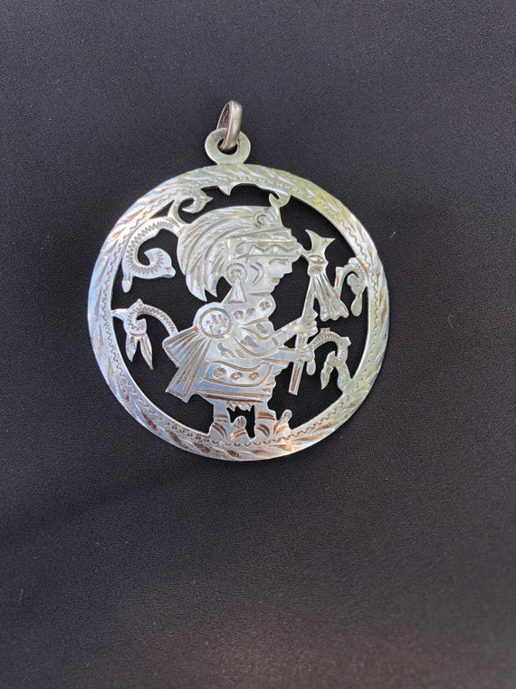 Mexican Sterling Silver Mayan Calendar Pin - Gem