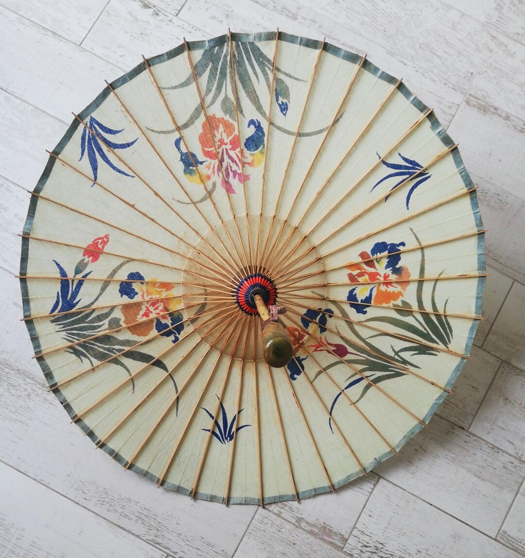 Vintage Oriental Japanese Hand Painted Parasol, Bamboo & Waxed Paper ...