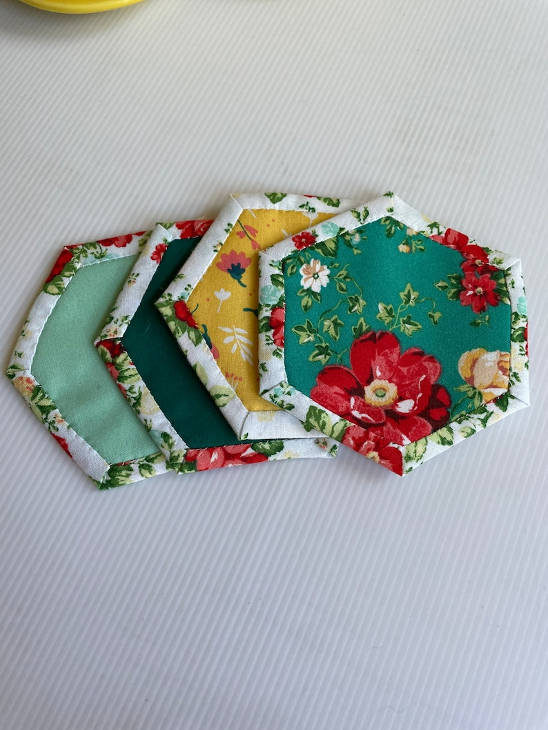 Cottage Core Quilted Fabric Coaster Set (set of 4) - Etsy