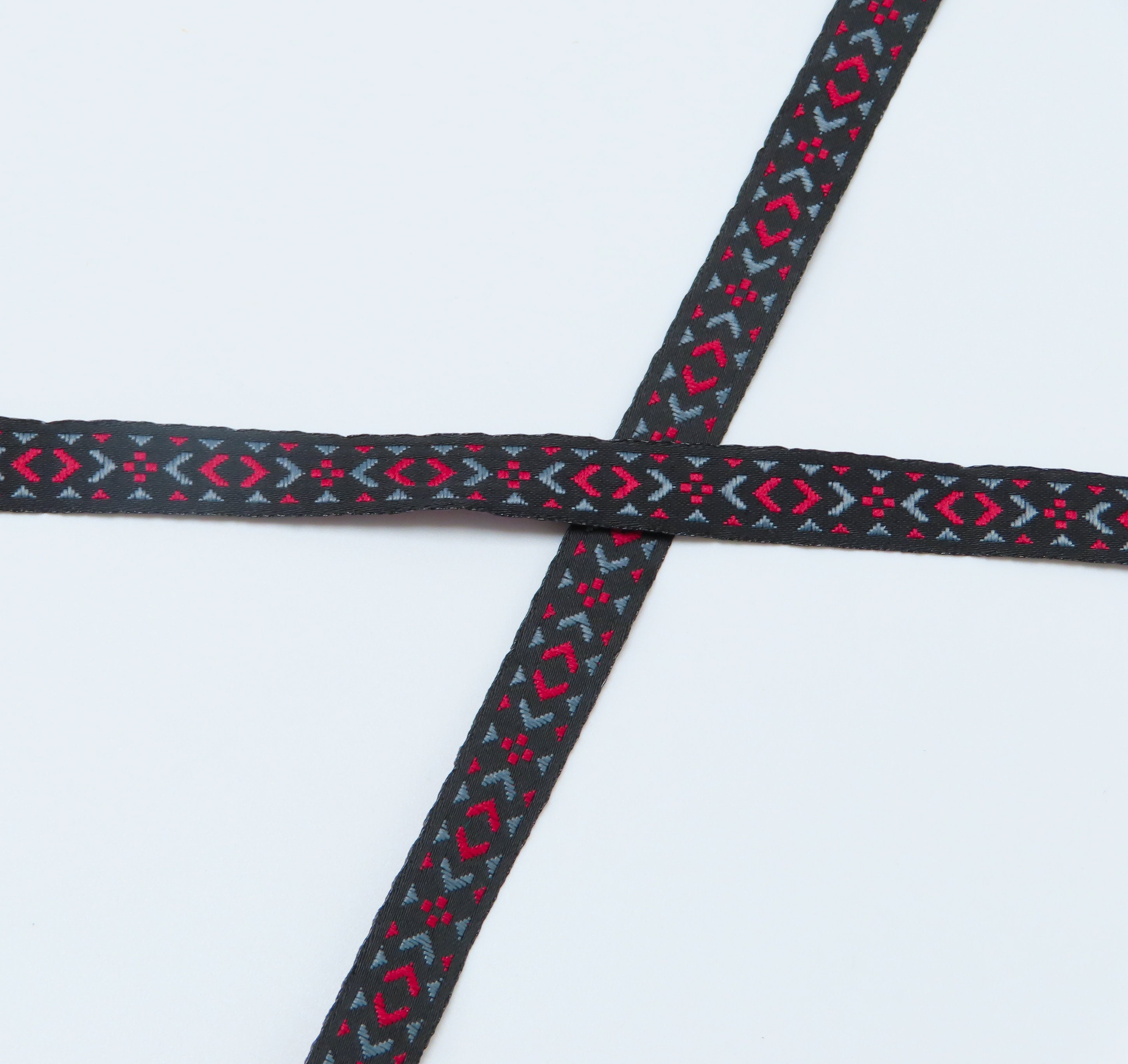 Jacquard Ribbon 3/8 Mini Aztec Diamond Per 9 Meter Roll | Etsy