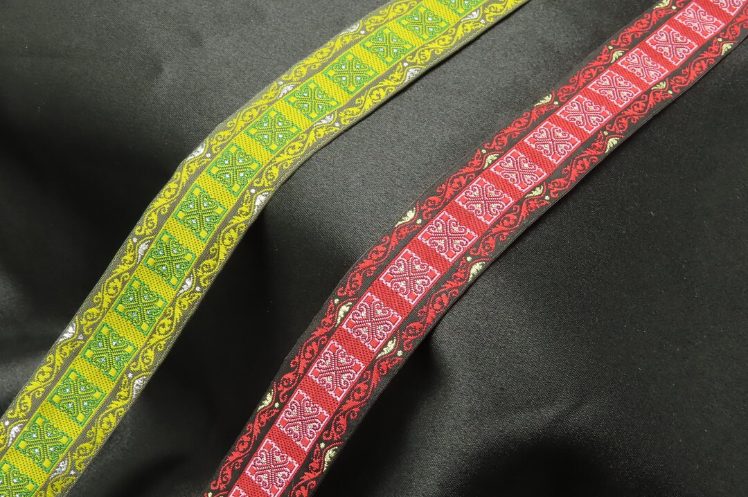 Jacquard Ribbon 1" (25mm) Celtic Heart Blocks Priced per Yard Red or ...