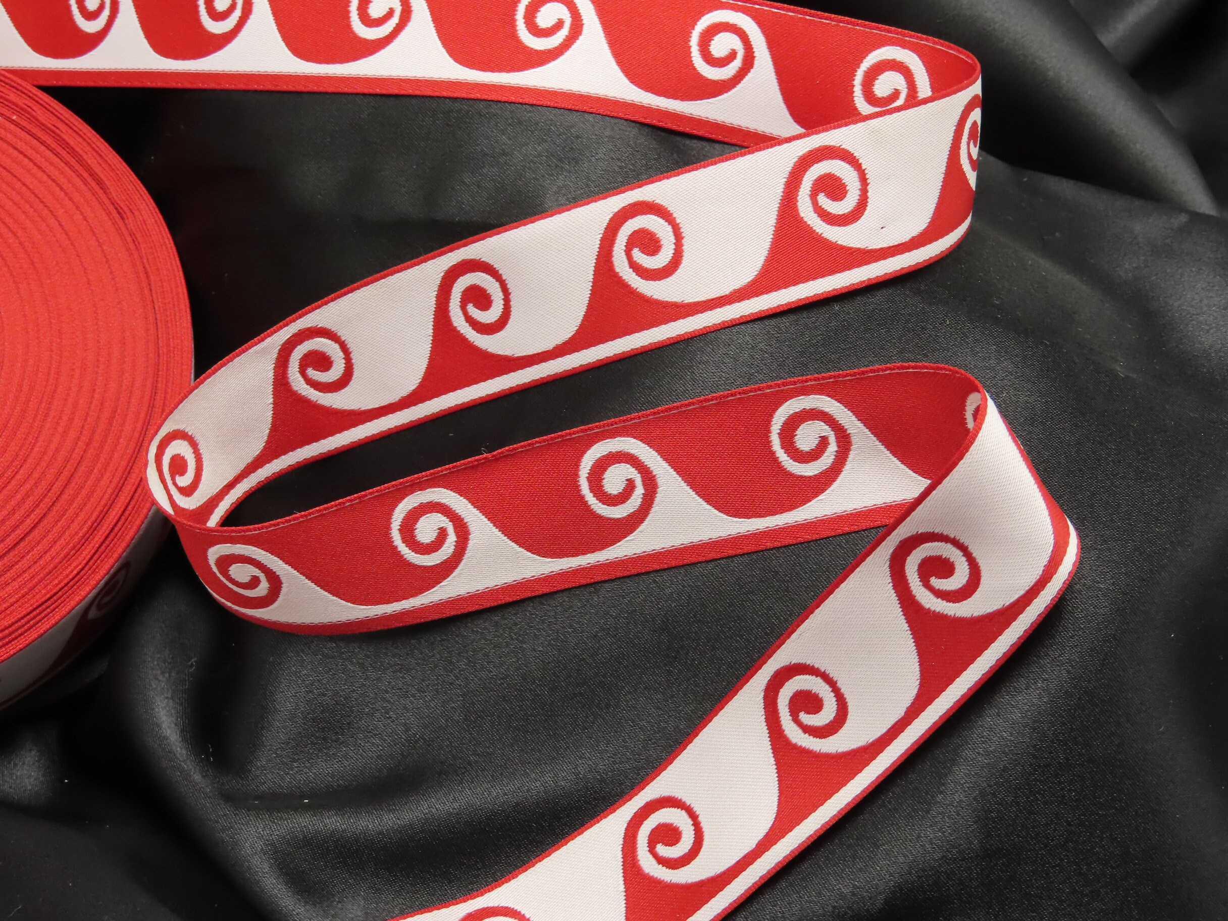 Jacquard Ribbon 1" Wave Reversible Style *colors* Priced per Yard - Etsy