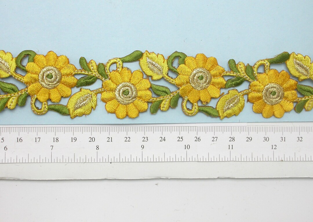 Embroidered Daisy Border Yellow 38mm 1 1/2" Wide Priced per Yard Iron ...