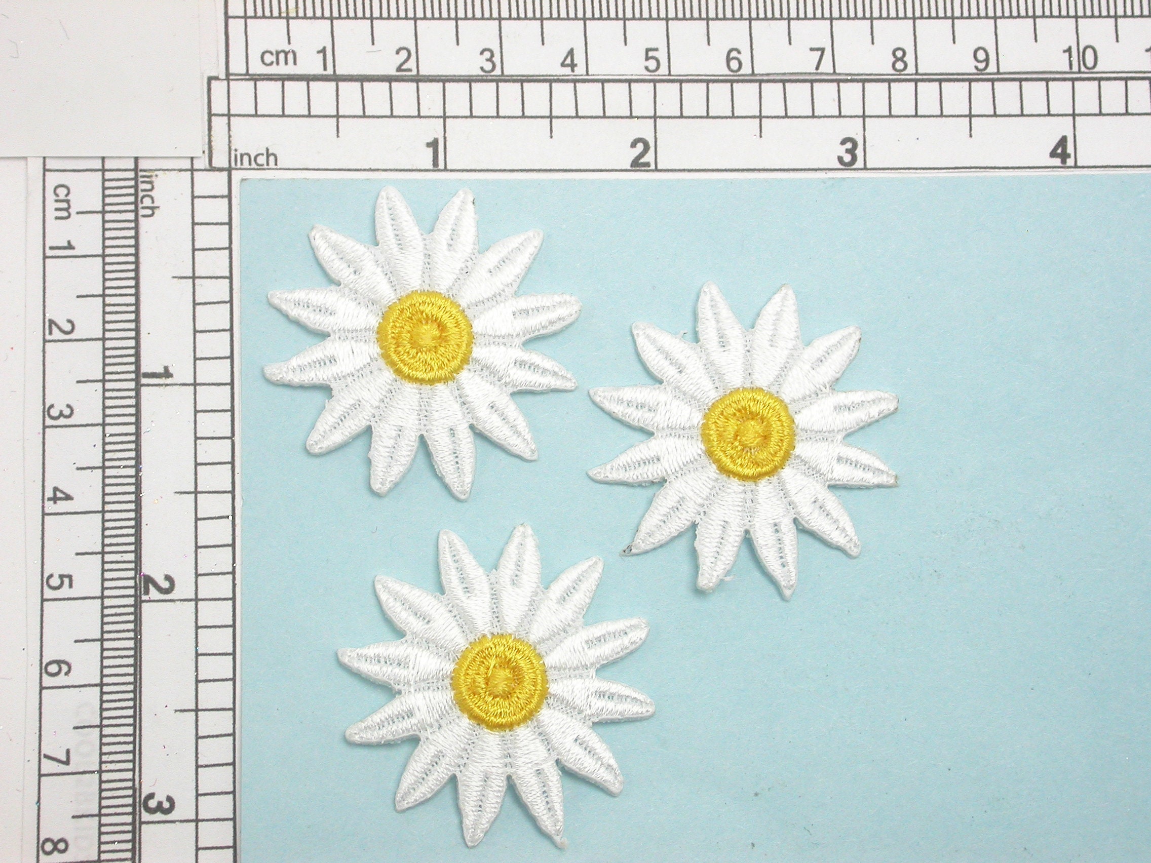 3 White Daisy Iron on Patches, Embroidered Applique (1.5