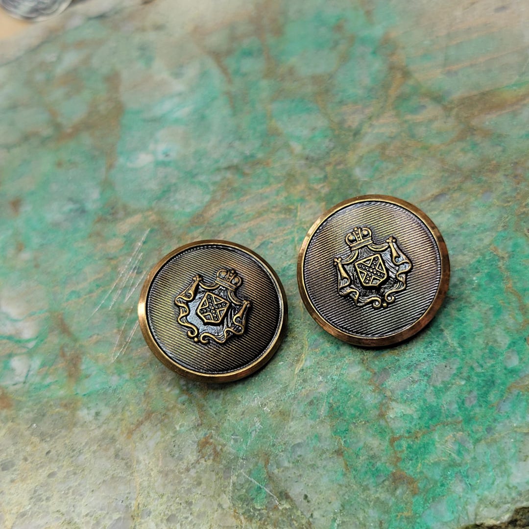 2 X Bronze Metal Buttons With Coat of Arms Shank Buttons 21.5mm Vintage ...