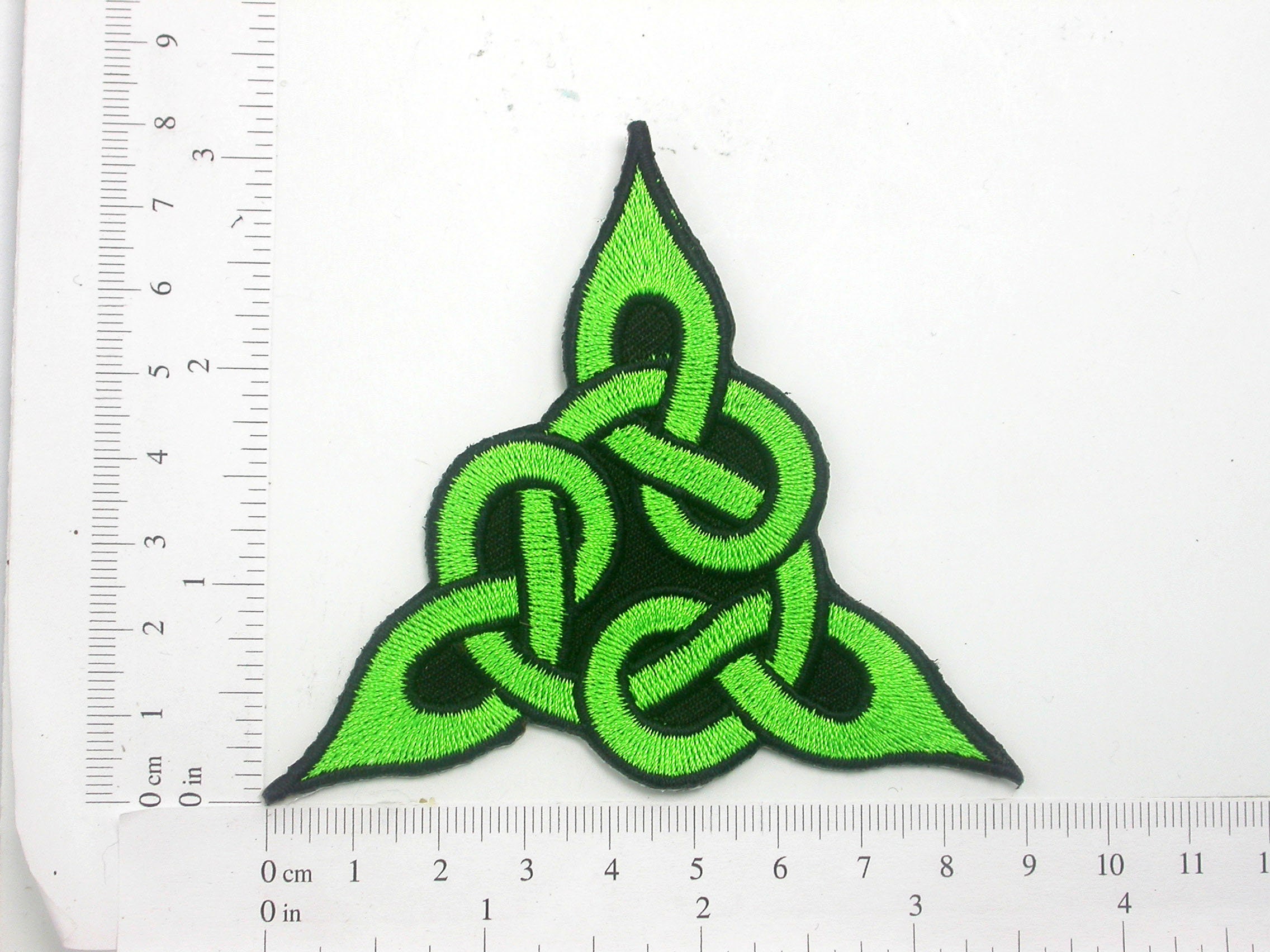 Celtic Tri Knot Patch Embroidered Iron on Applique Measures 3 | Etsy