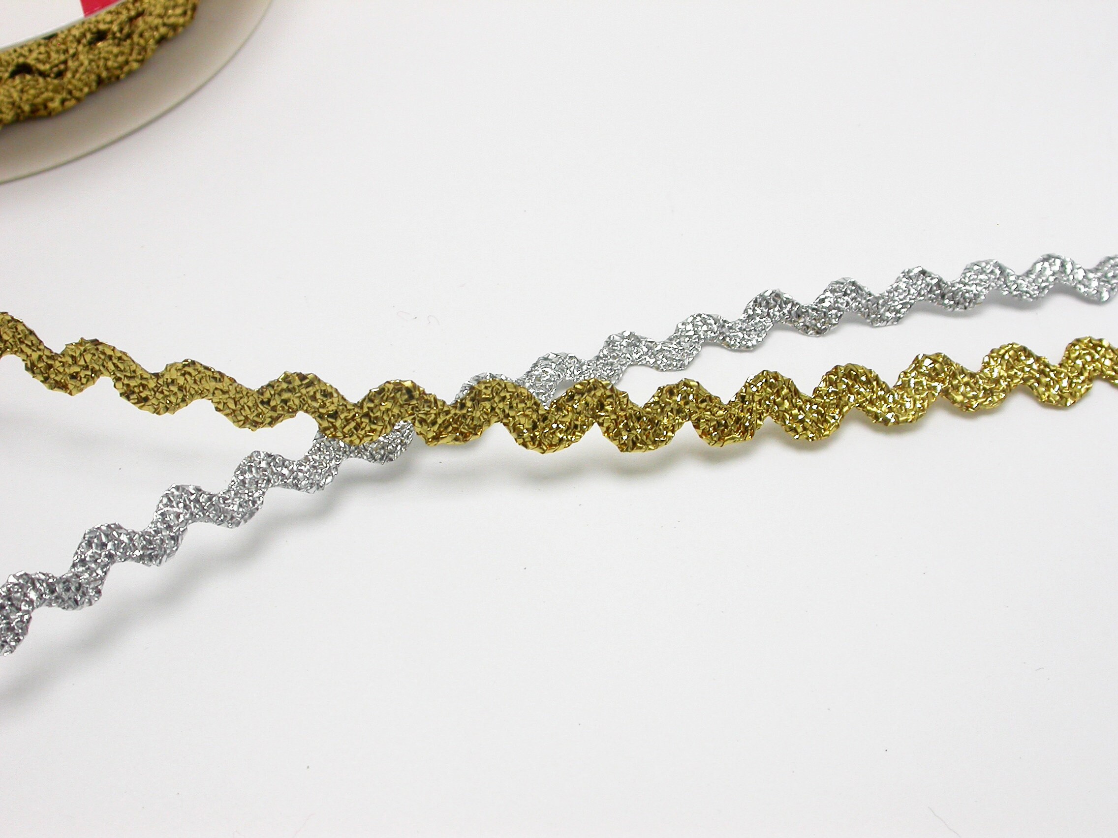 Ric Rac 1/4 6.35mm Metallic Gold or Silver 22 Ft Roll - Etsy