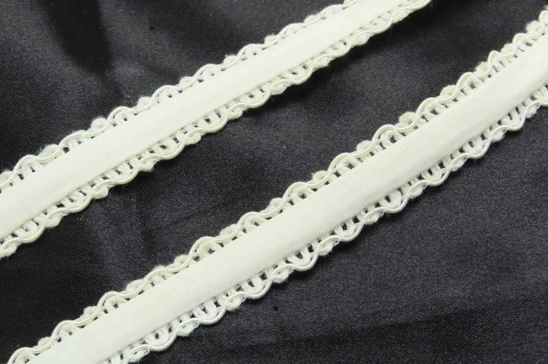Flat Braid 5/8" Cream Whipstitch Edge 5 Yards - Etsy