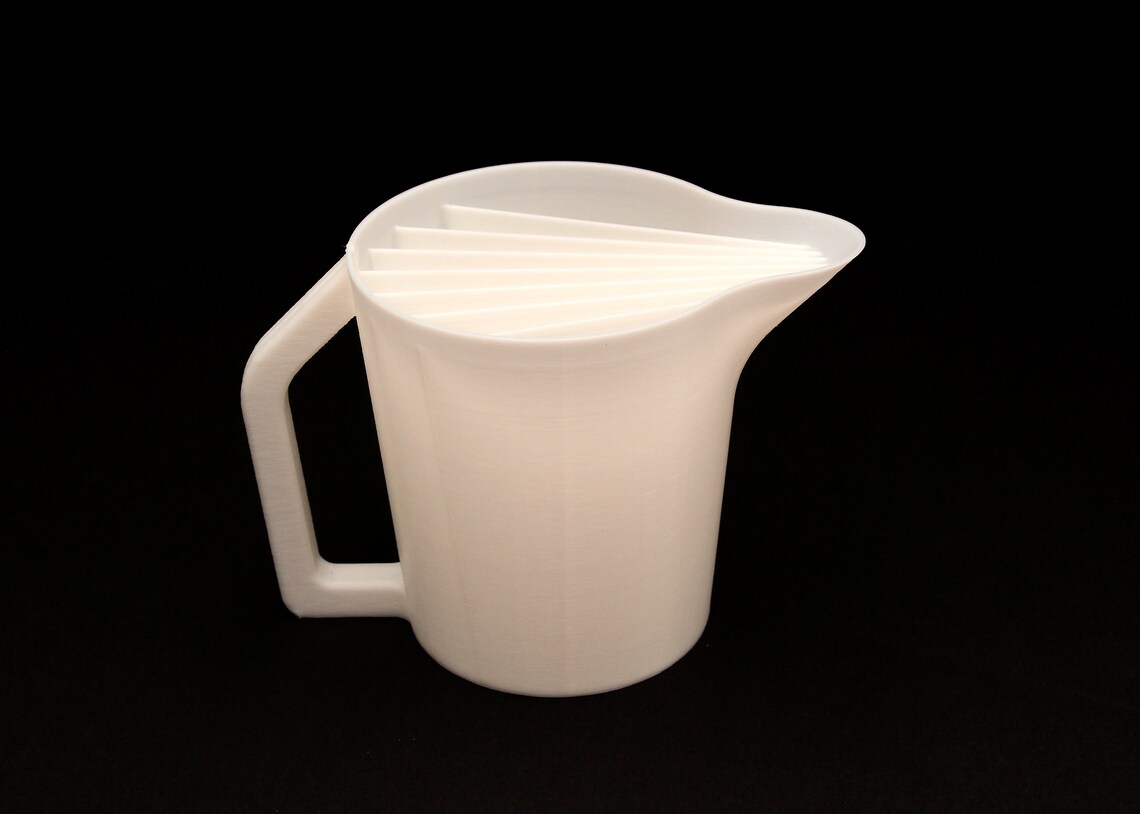 24oz Acrylic Pour Split Cup With Handle, No-drip Spout, 2-8 Slots - Etsy