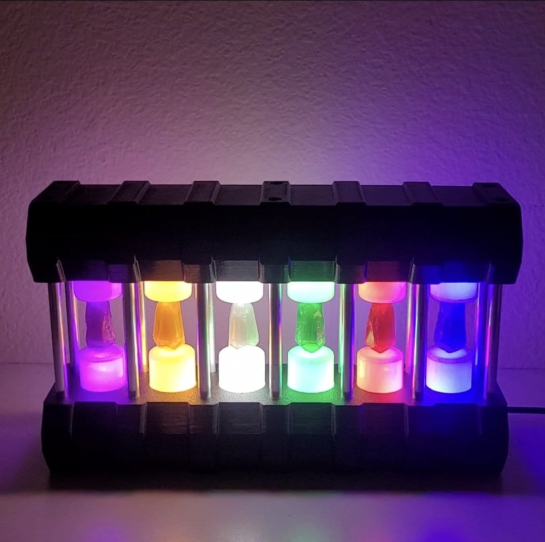 Kyber Crystal Display Stand With LED Blades – Galaxy's Edge - Etsy